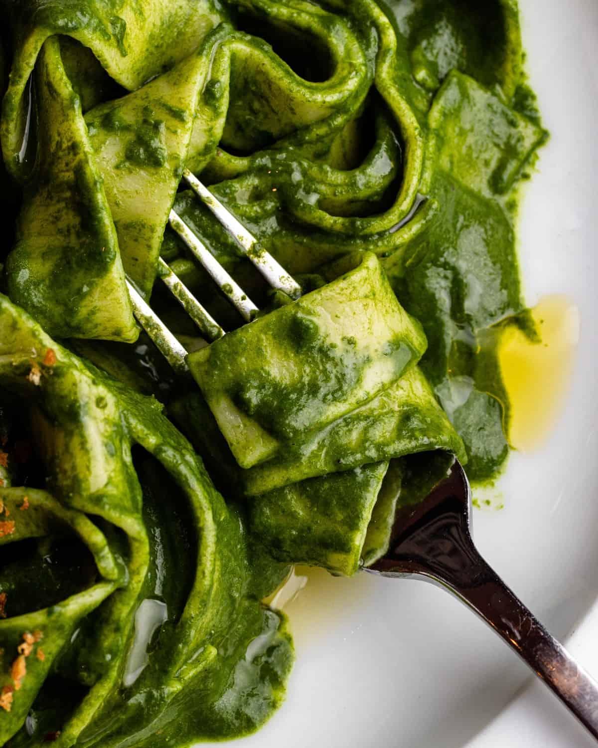 Delicious Spinach Pasta Sauce - The Burnt Butter Table